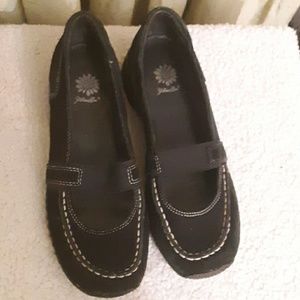 Yellow Box | Shoes | Yellow Box Black Slip Ons Sz 7 | Poshmark